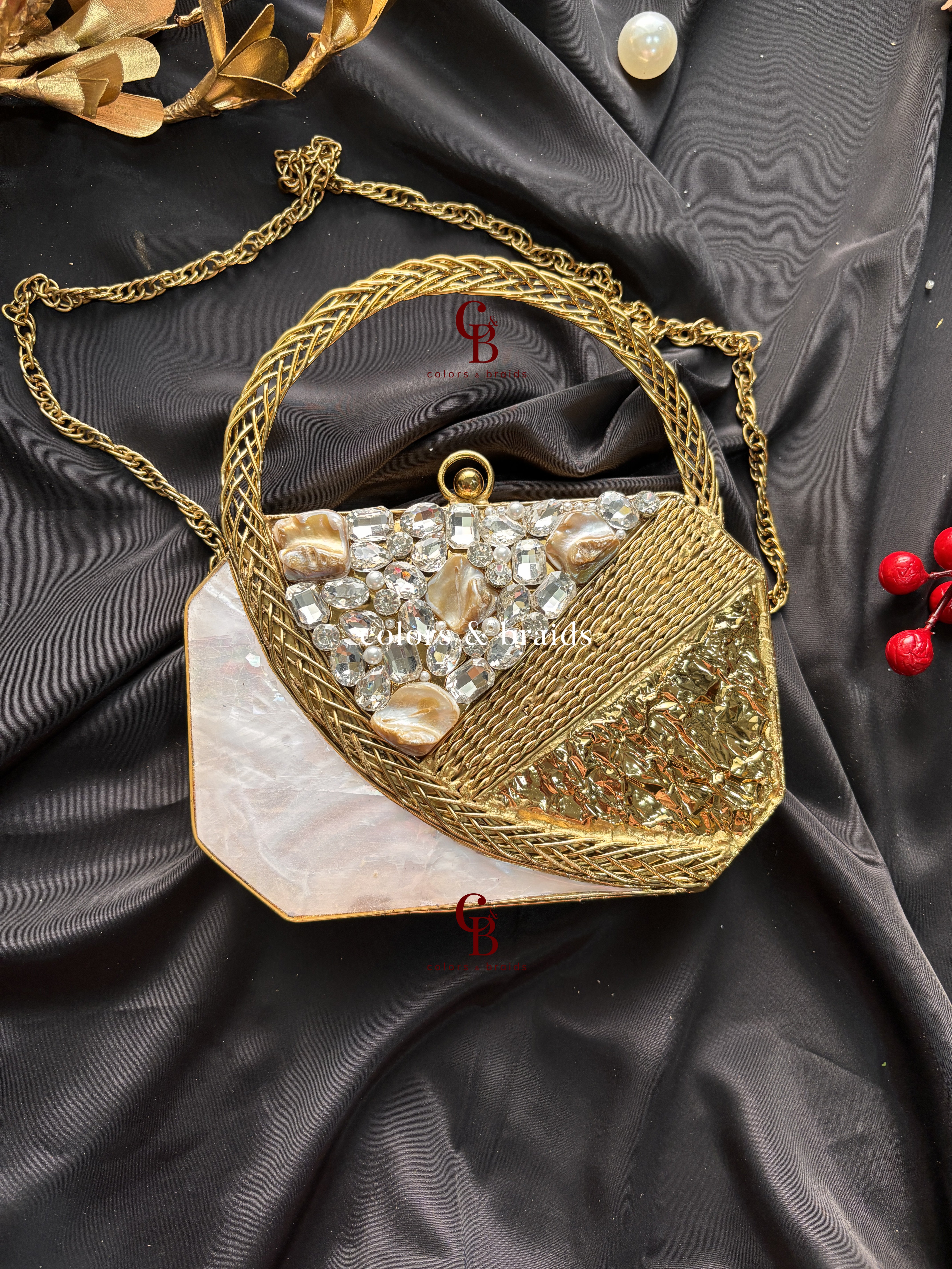 Mehnoor Mother of Pearl Brass Clutch – colorsandbraids